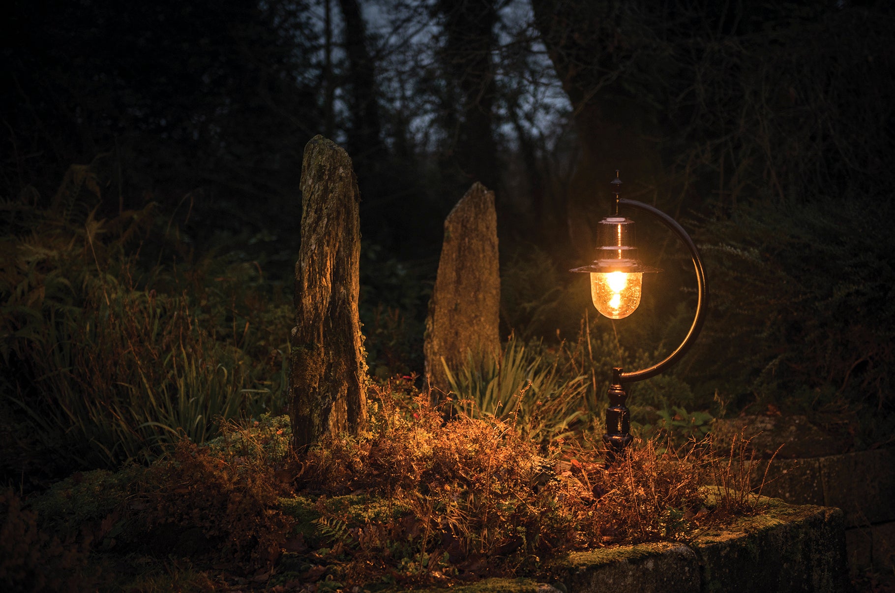 Copper Hooded Cast Iron Lights: Timeless Elegance and Durability